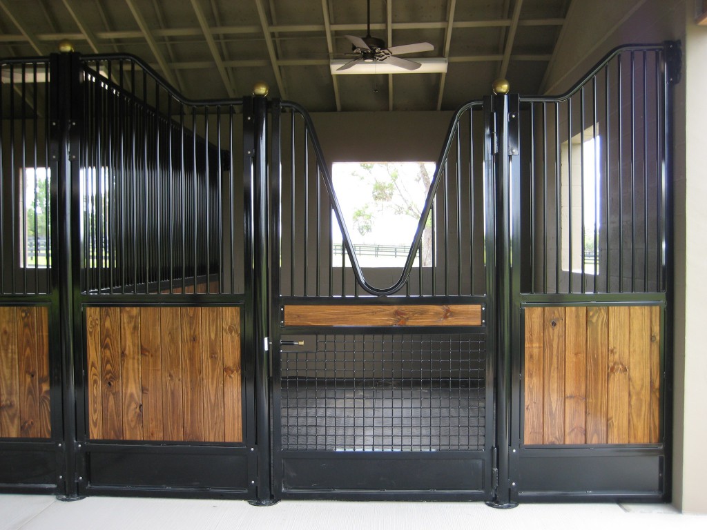 Stall Fronts - Double R Manufacturing