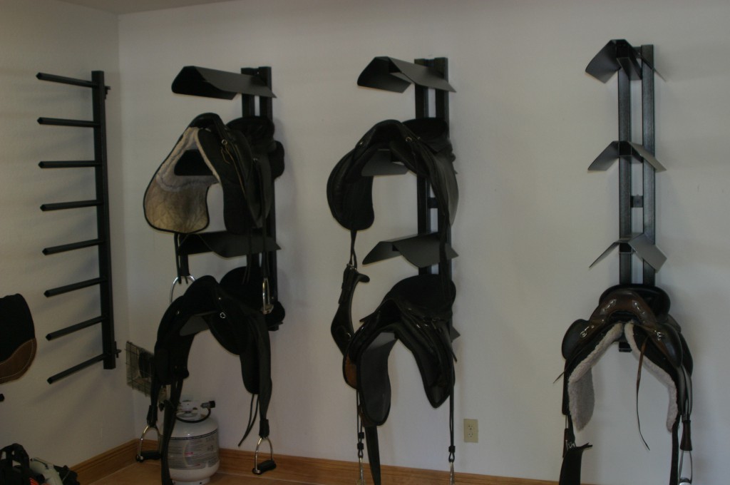 Stall/Barn Accessories - Double R Manufacturing