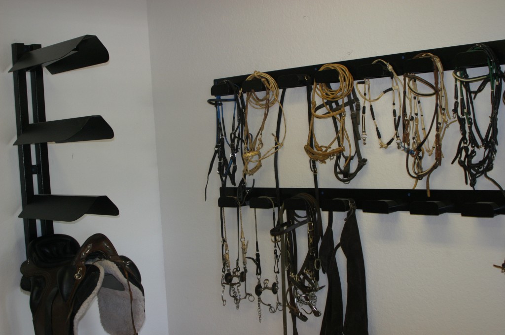 Stall/Barn Accessories - Double R Manufacturing