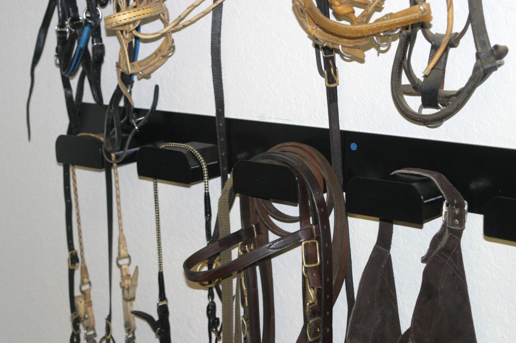 Stall/Barn Accessories - Double R Manufacturing