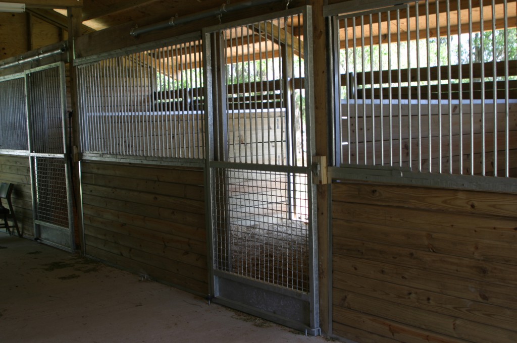 Stall-Window Bars - Double R Manufacturing