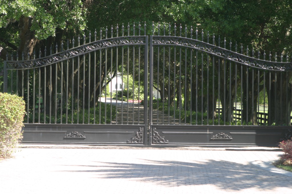 Gates and Entrances – Double R Manufacturing